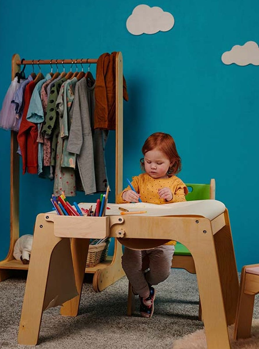 The Tinker Table by Petinka – The Learning Tower Company